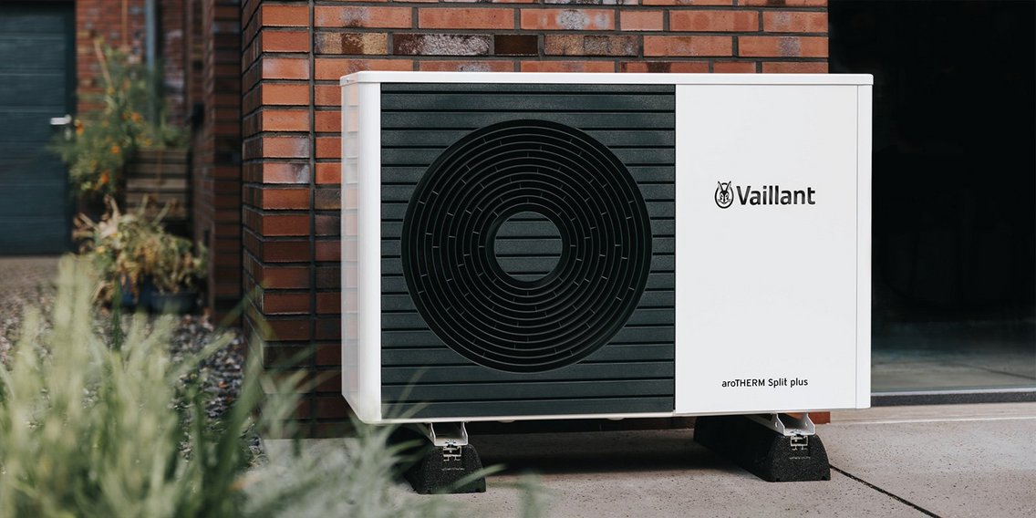 Deutsch: Effiziente Luft/Wasser-Wärmepumpe von Vaillant